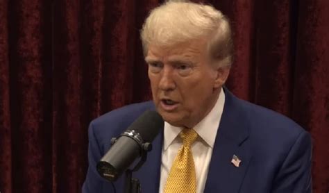 ТРАМП ЌЕ ПОТПИШЕ ПОВЕЌЕ ОД 100 УКАЗИ ВО ПРВИТЕ ДЕНОВИ ОД МАНДАТОТ Новата власт ќе повлече многу