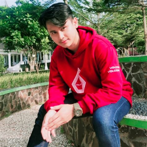 Linsky Official Youtube