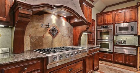 PythonのフレームワークDjangoでシンプルな社内SNSを作ってみるよ BAsixsベーシックス