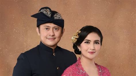 Dahulu Ratu Ftv Ini 7 Potret Kadek Devi Yang Kini Sibuk Jadi Istri