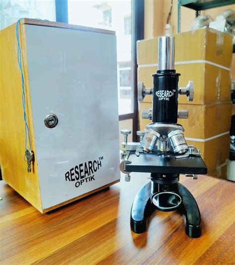 Medical Compound Microscope 200x At ₹ 4500piece In Ambala Id