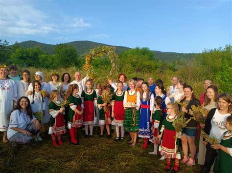 Български билкови екстракти Знаете ли че копривата може да се използва за детоксикация на