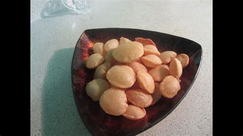 How to make fuchka - YouTube