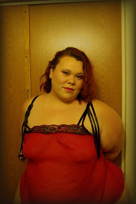 Red Shirt Hottie Porn Pictures Xxx Photos Sex Images 1440089 Pictoa