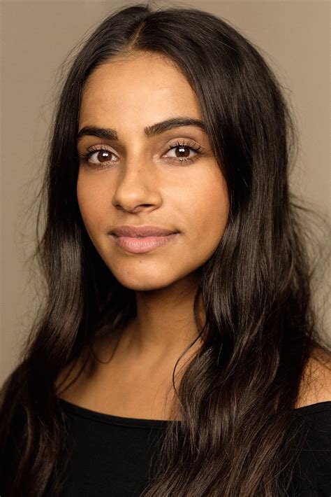 Mandip Gill Wiki Biography Age Gallery Spouse And More