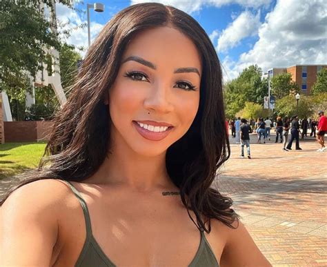 Brittany Renner Biography, Wiki, Age, Height, Net Worth, Partner, Model Career
