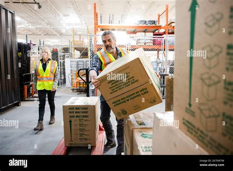 Stacking Pallet Hi Res Stock Photography And Images Alamy