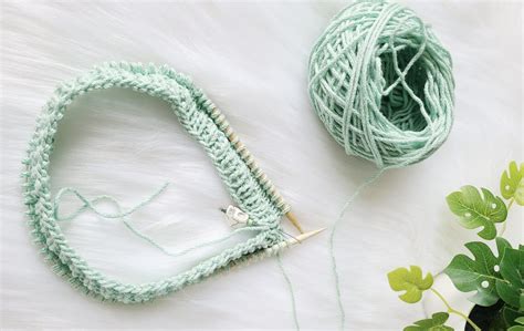 Beginner Knitting Joining In The Round 1×1 Ribbing And K2tog