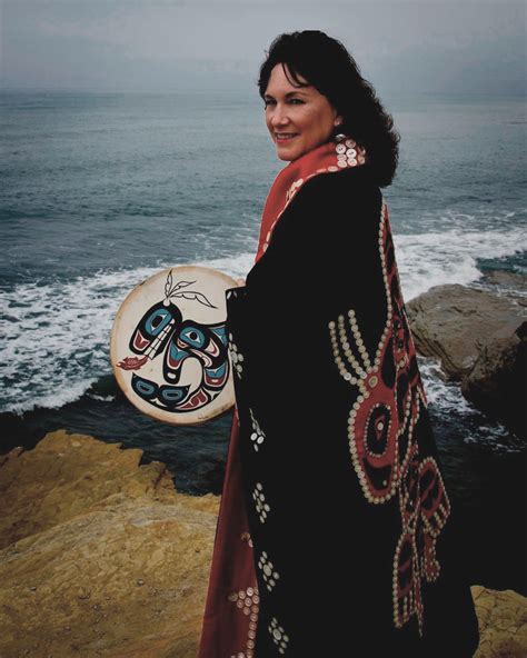 Find Information About Pendleton At A Traditional Chilkat Robe In Pendleton Wool