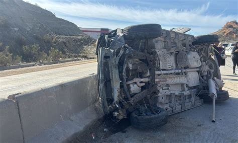 Muere Mujer En Aparatosa Volcadura En El 2000 Ecos De Rosarito