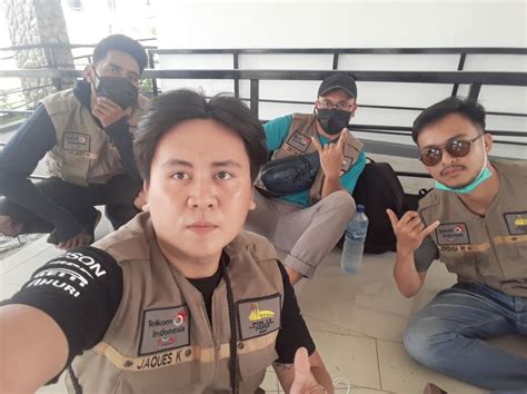 jacques karundeng jacks on linkedin selfie random bersama saudarah saudarah saya sejak