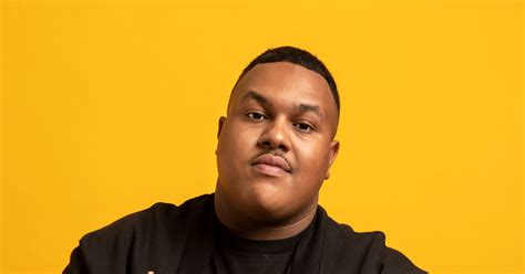 Dikke Hekelt De Commercie Maar Zet Op Beef Met Mezelf Enkele Van Zijn Poppyste Songs Tot