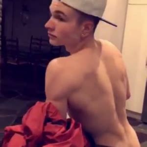 Naked Mooning Straight Guys On Vine Page Lpsg