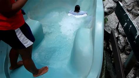 괌에서 제일 긴 미끄럼틀 Youtube