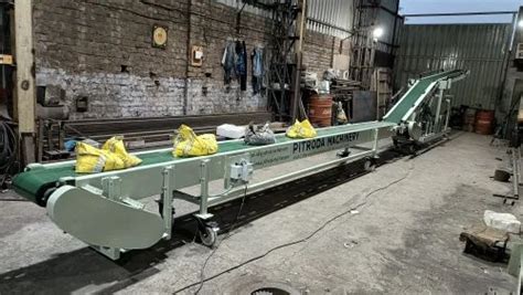 Warehouse Loading Conveyor Manufacturer From Ahmedabad