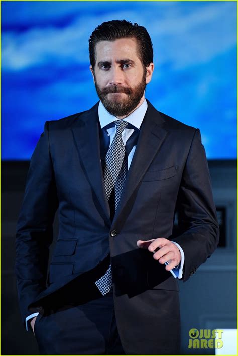 Jake Gyllenhaal Gets Praise From Sunday In The Park Co Star Annaleigh
