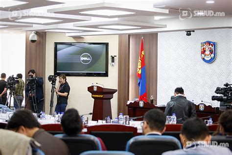 Ц Сандуйн өргөдлийг хэлэлцэж байна