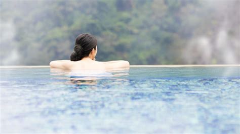 Taking A Traditional Chinese Hot Spring Bath