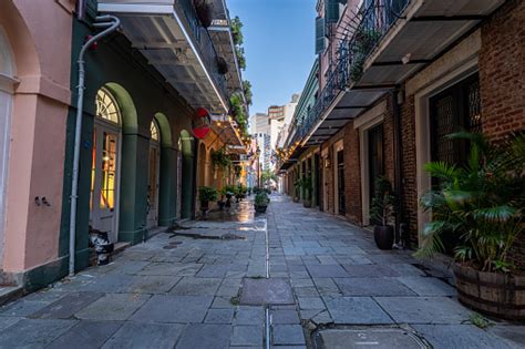 루이지애나 주 뉴 올리언스의 프랑스 쿼터에있는 역사적인 교환 장소 뉴올리언스에 대한 스톡 사진 및 기타 이미지 뉴올리언스 거리 프렌치쿼터 Istock