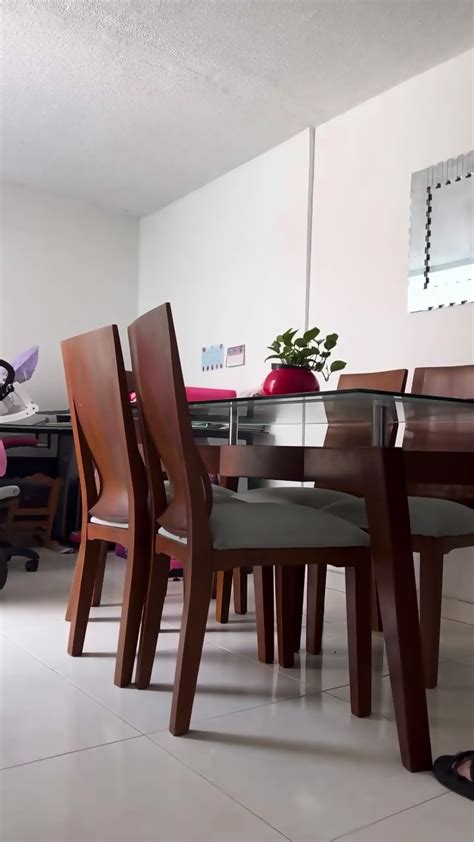 Цөлийн дундах горилла ус гуйж бар түүнд кокс өгдөг 4 Eporner