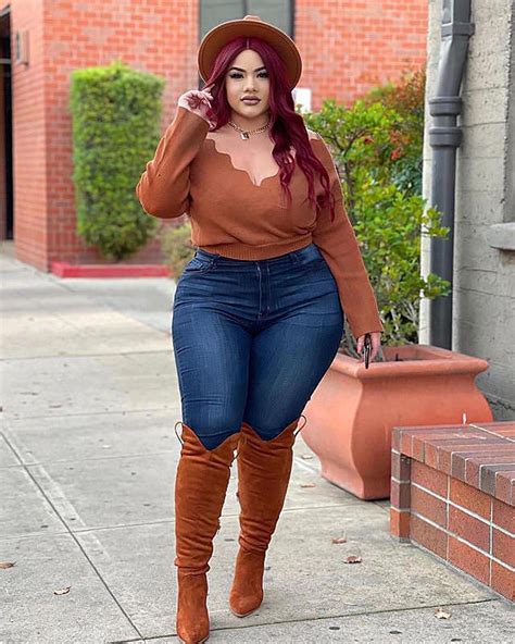 She Be Stephanie Bio Wiki Facts Age Height Weight Measurement