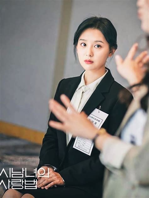 Ghim của abby🍉 trên K O R E A N