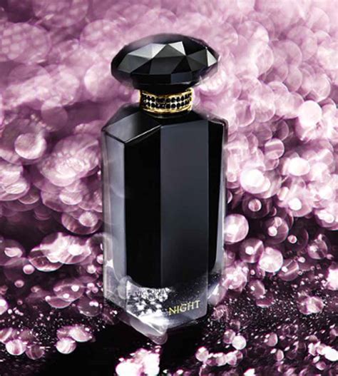 Victoria’s Secret Night: A New Fragrance – FashionWindows Network