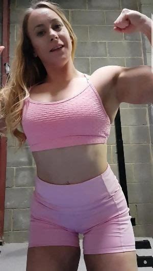 Biceps Flex Reddit NSFW