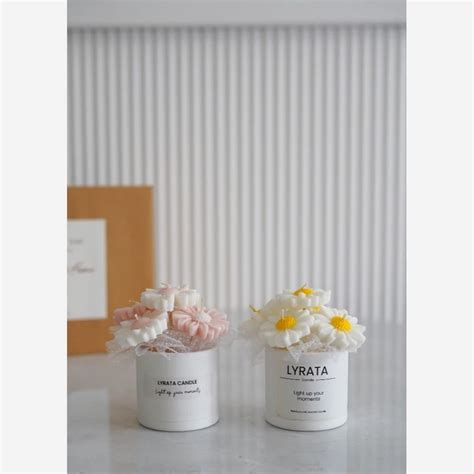 خرید و قیمت باکس گل بابونه و لاله از غرفه دختر شمعی