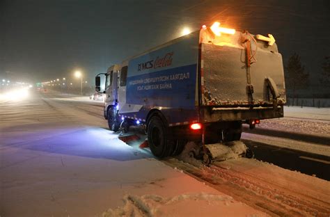 Халтиргаа гулгаанаас сэргийлэн 266 тонн бодис 250 тонн давс цацжээ