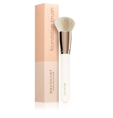 Кисть для тонального крема BrushArt Basic Collection | отзывы