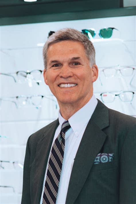 Robert C Layman Od An Optometrist With Pinnacle Eye Group Issuewire