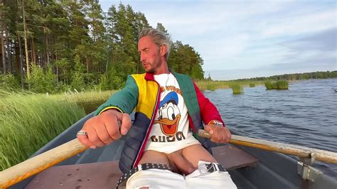 Funny Outdoor Sex On The Lake In Boat From Amateur Couple Xnxx Com