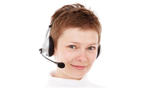 Bedanya Headphone Headset Earphone Dan Handsfree Tokopedia Blog