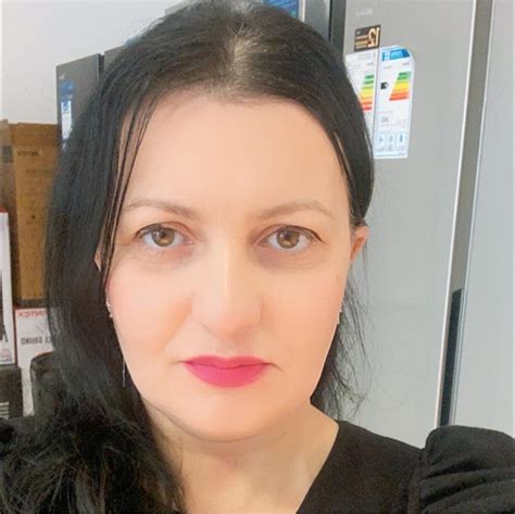 გაინტერესებს რატომ ვერ გაექცევი ხალხის კრიტიკას რაც არ უნდა გააკეთო ყველას მოსაწონი ვერ