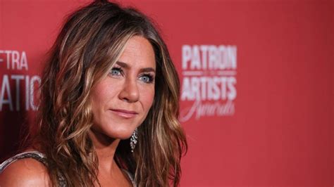Jennifer Aniston Talks About Work Life Balance Says Shes A Workaholic
