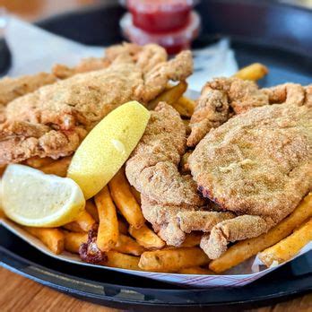 TASTY TAILS - Updated December 2024 - 406 Photos & 245 Reviews - 4950 Beltline Rd, Dallas, Texas ...