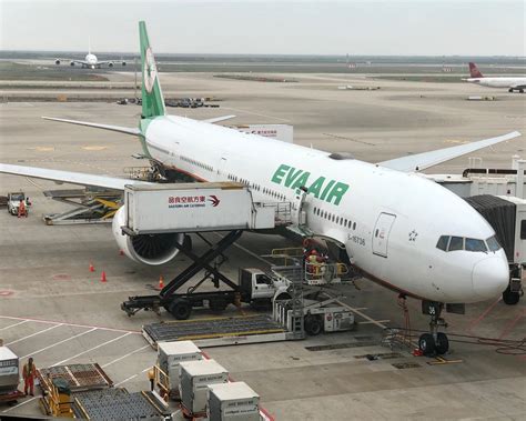 Review Of Eva Air Flight From Shanghai To Taipei In Business