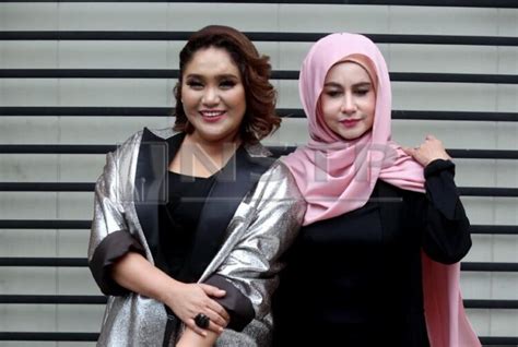 3 Hot Sexy Jojie Aminuddin Bikini Pics