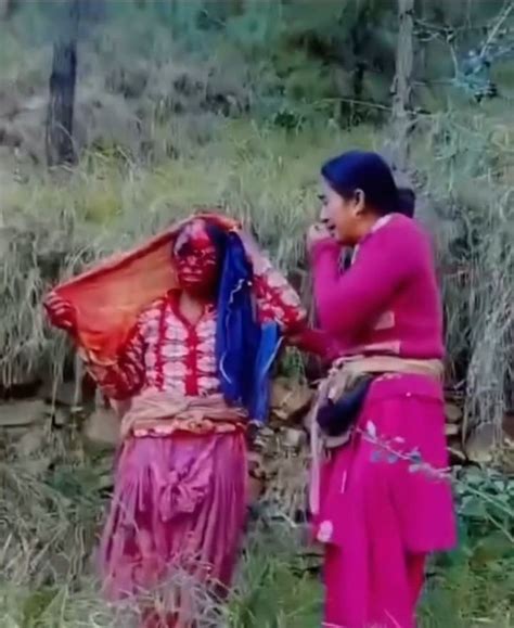 Womans Face Destroyed After Bear Attack • Gorecenter