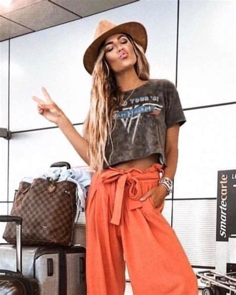 لایفاستایل استایلدانشجویی استایلیش استایللباس استایلدخترانه