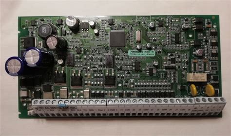 Dsc Pc 1864 Alarmna Centrala