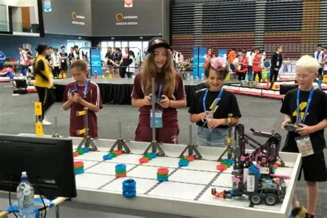 R2robot重磅推荐！vex机器人来啦！ 搜狐大视野 搜狐新闻