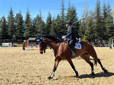 Ankarada 10 Nisan Binicilik Yarışları Yapıldı Son Dakika Gündem