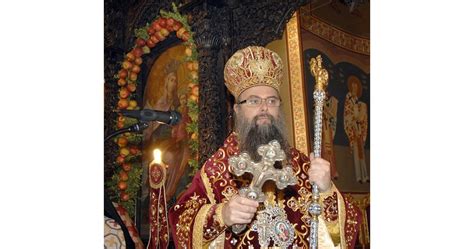 Искат дядо Николай да бъде изправен пред църковен съд