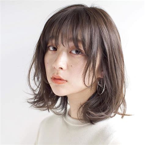 ミディアム ヘア レイヤー