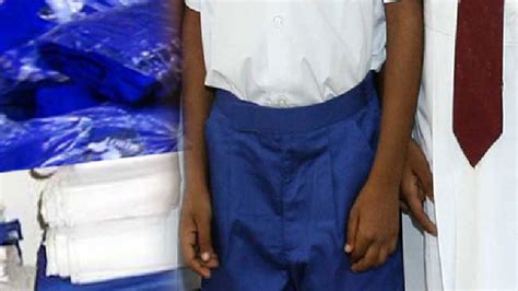 පාසල් නිල ඇඳුම් ලබාදීම ගැන අධ්‍යාපන අමාත්‍යාංශයෙන් නිවේදනයක් Today News Lk