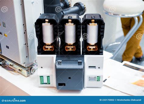 Switch Contactor Overload Relay For Control Circuit Voltage Of Motor Or Machine And Rail Relay