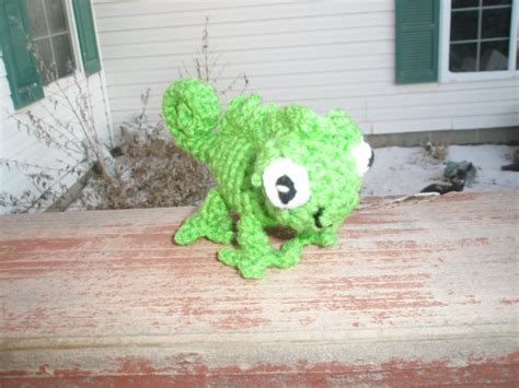 The Chameleon Pascal Tangled Rapunzel Small By 2momsdesigns 900 Tangled Rapunzel Pascal