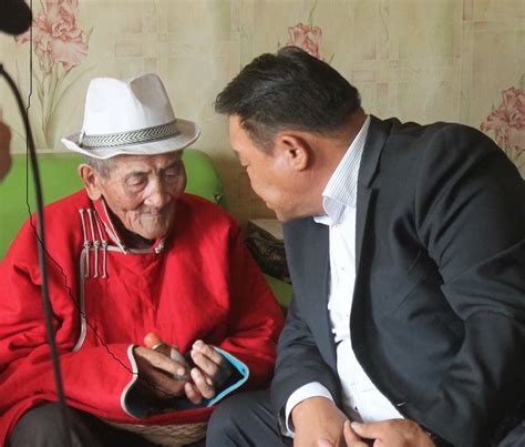 ИТХ ын дарга ахмад дайчин А Цэнджавт хүндэтгэл үзүүллээ